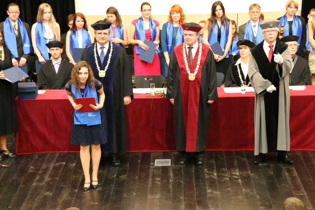 Promoce v novém | T-UNI - zpravodaj Technické univerzity v Liberci