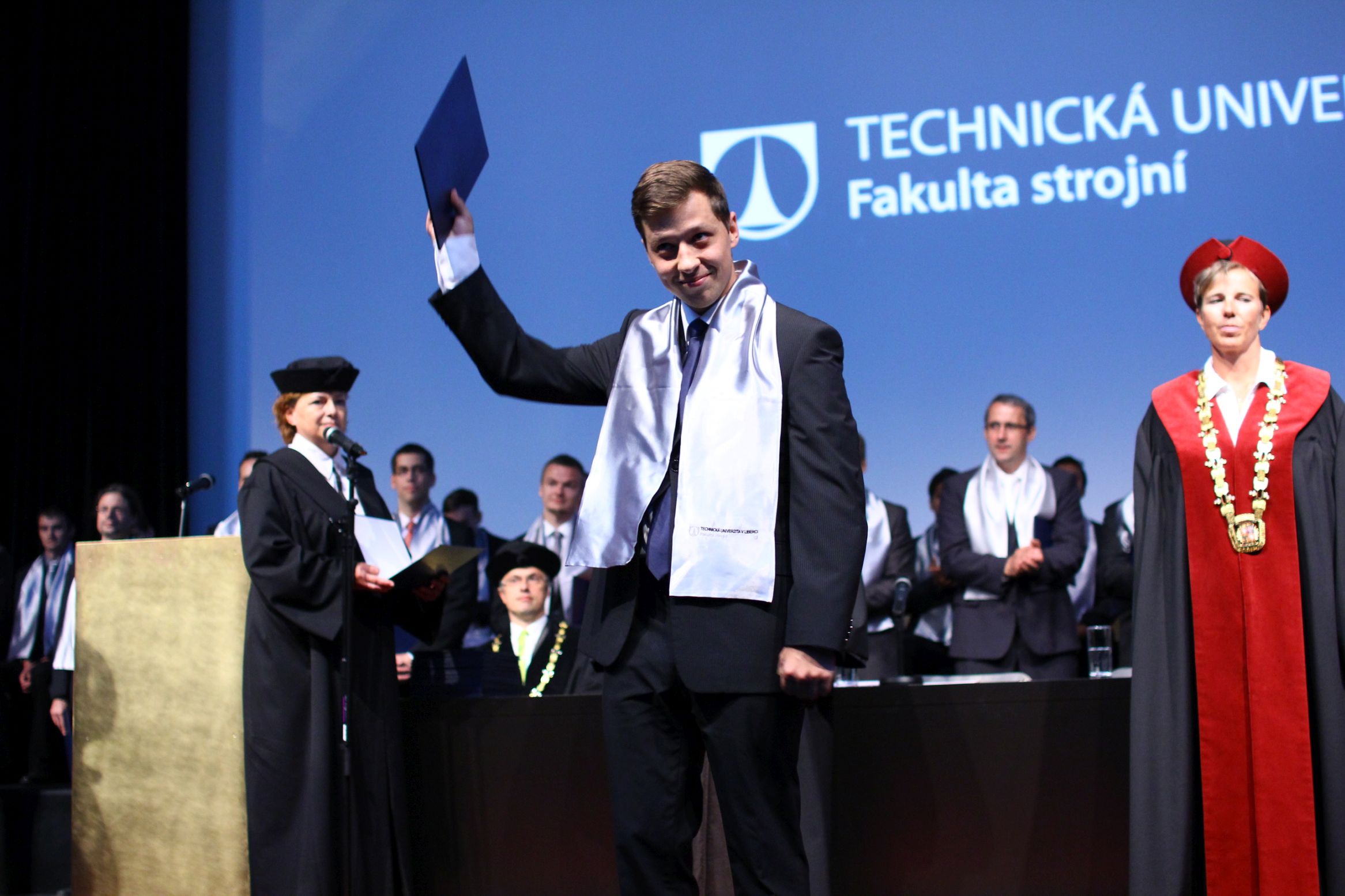 We are proud of TUL - promoce v angličtině | T-UNI - zpravodaj ...